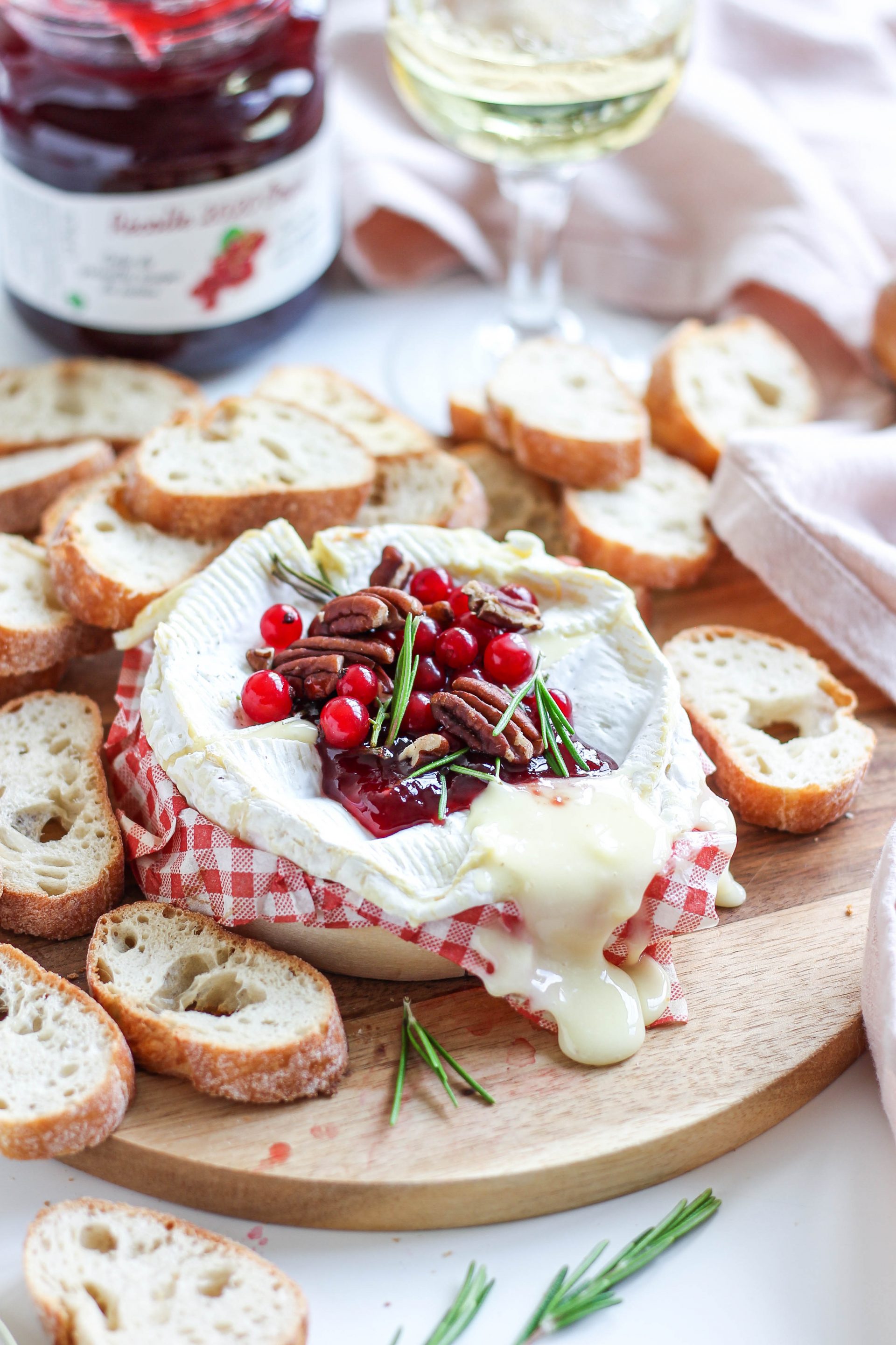 Camembert aux groseilles — stoemp it up